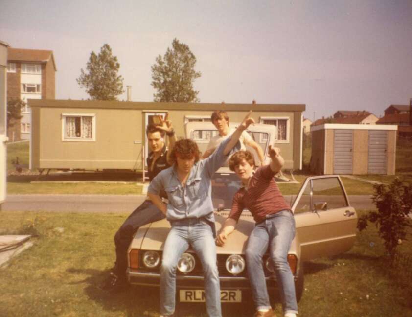 35 Throwback Vintage Photos of 1984