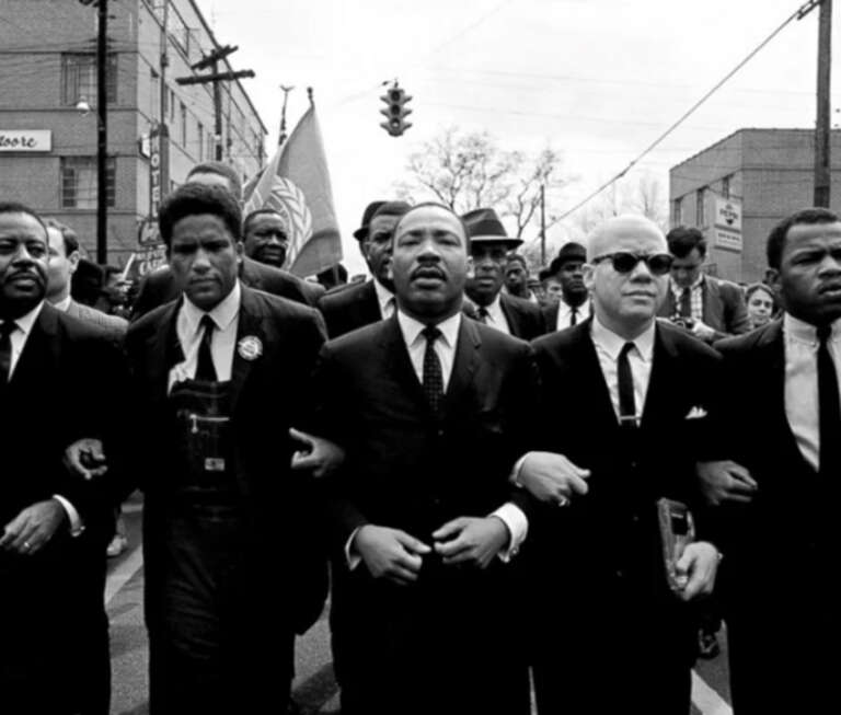 28 Vintage Photos That Offer a Powerful Window Into 1965