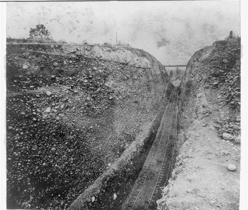 16 Photos That Tell the Story of the Transcontinental Railroad