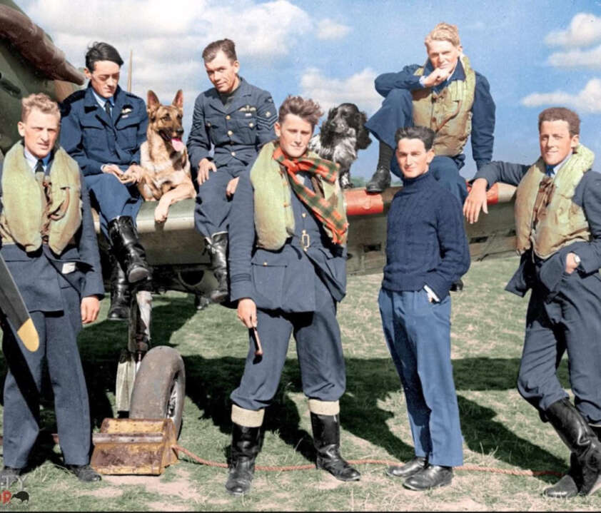 20 Powerful Photos From the Battle of Britain