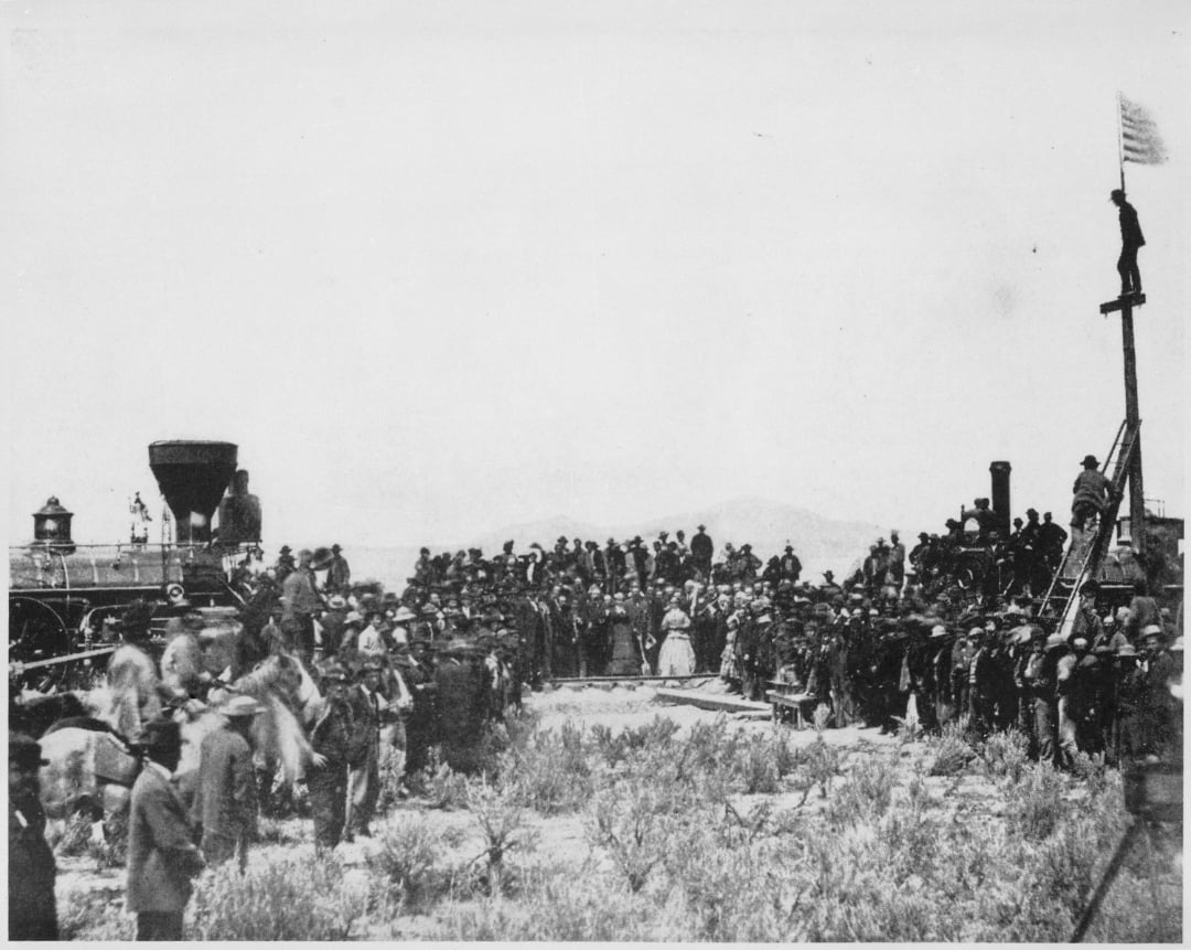 16 Photos That Tell the Story of the Transcontinental Railroad