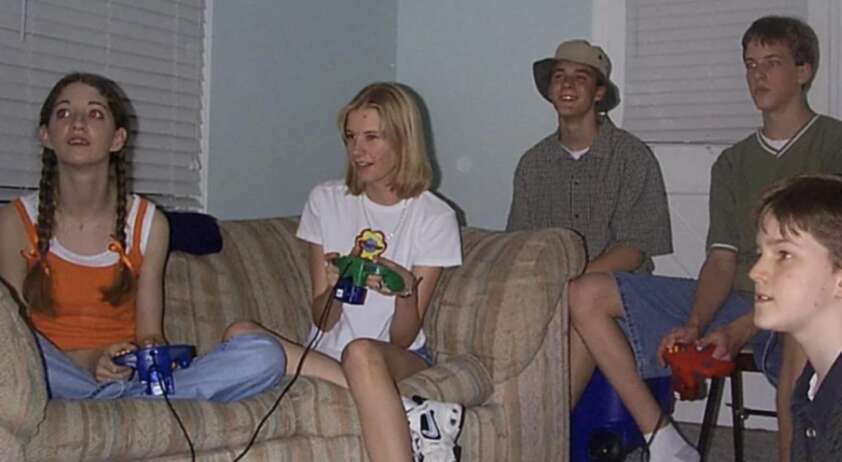 20 Vintage Photos That Capture Adulthood in the 1990s