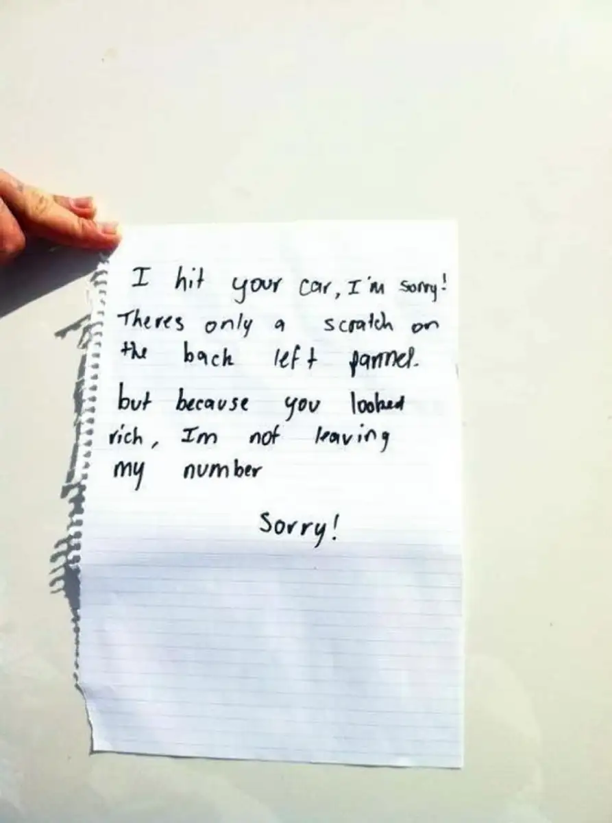 19 Notes Strangers Left on Cars That Deserve an Award