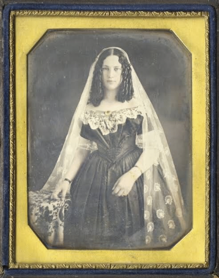 20 Historic Photos That Capture Life in the 1840s