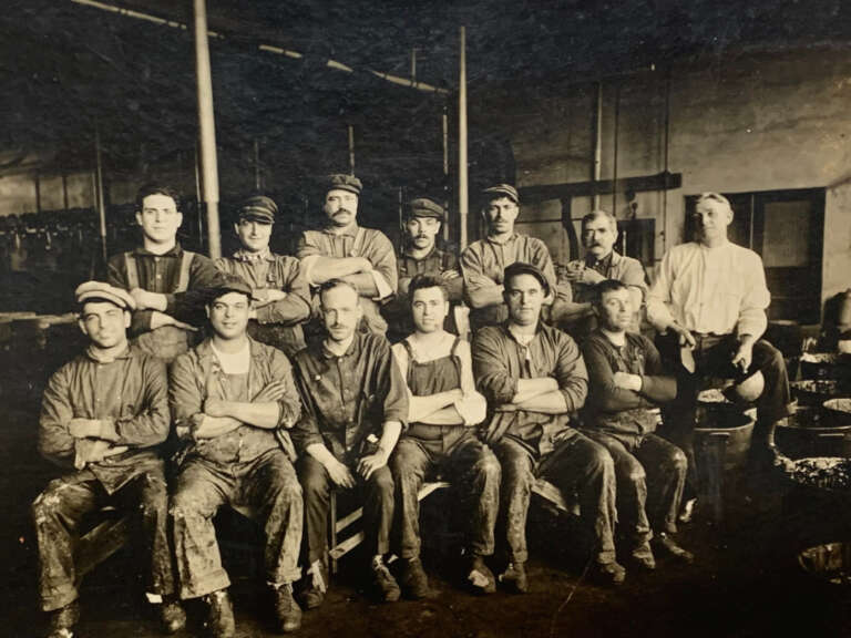 Factory Life in the 1900s: 20 Powerful Historic Images