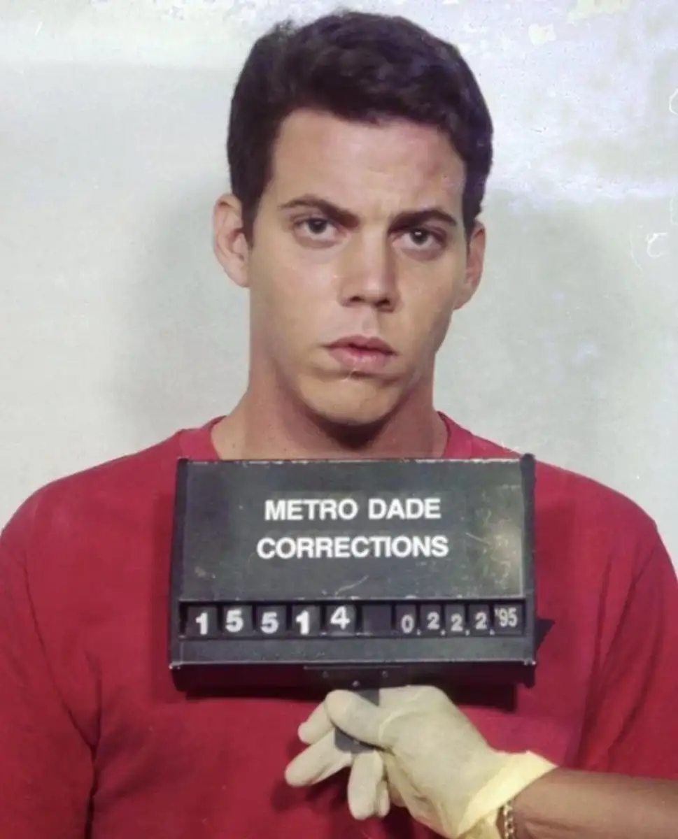 20 Historic Comedian Arrest Photos Fans Can’t Forget