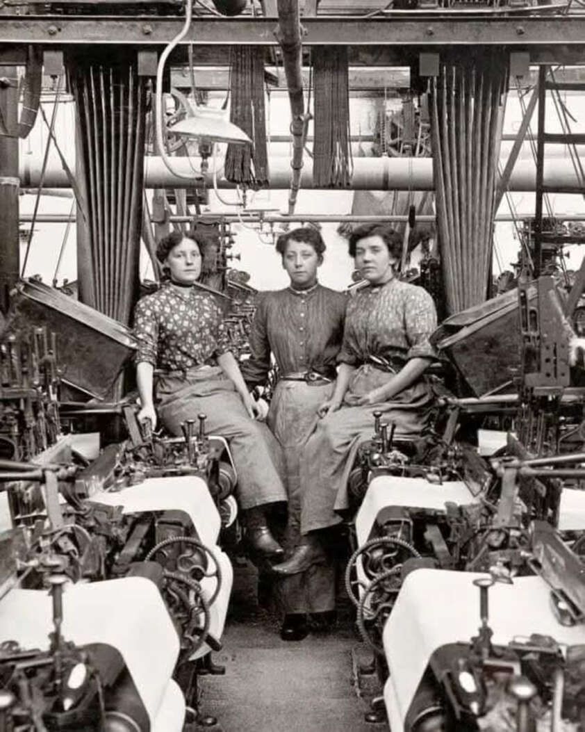Factory Life in the 1900s: 20 Powerful Historic Images