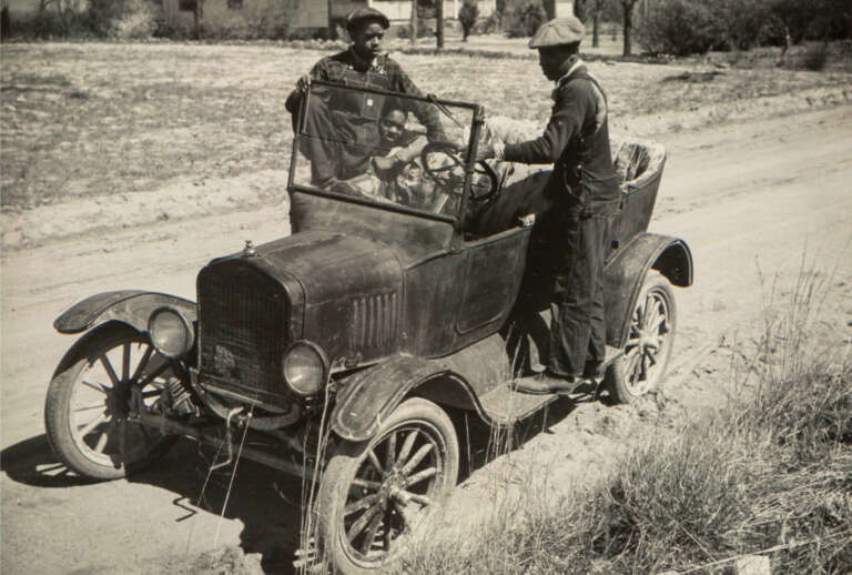 20 Photos Celebrating the Release of the Ford Model-T