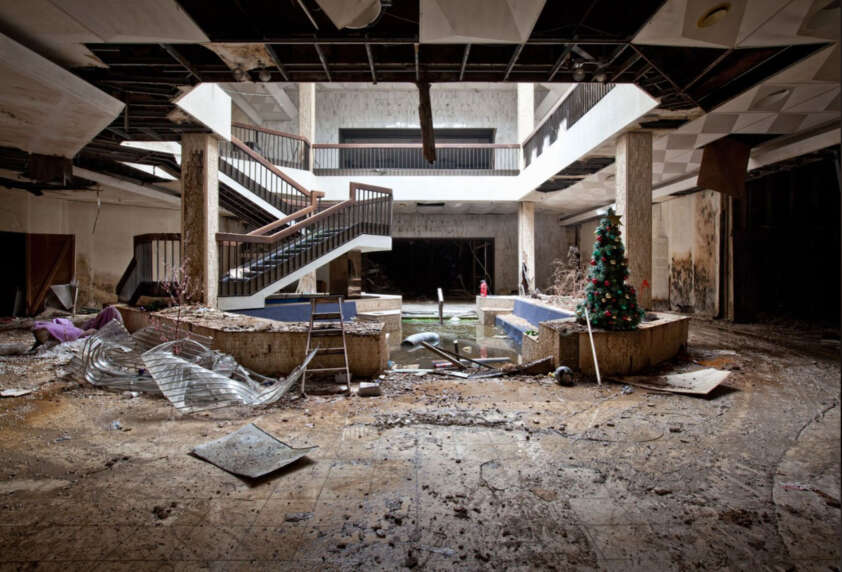 20 Eeriest Abandoned Malls Frozen in the ’80s