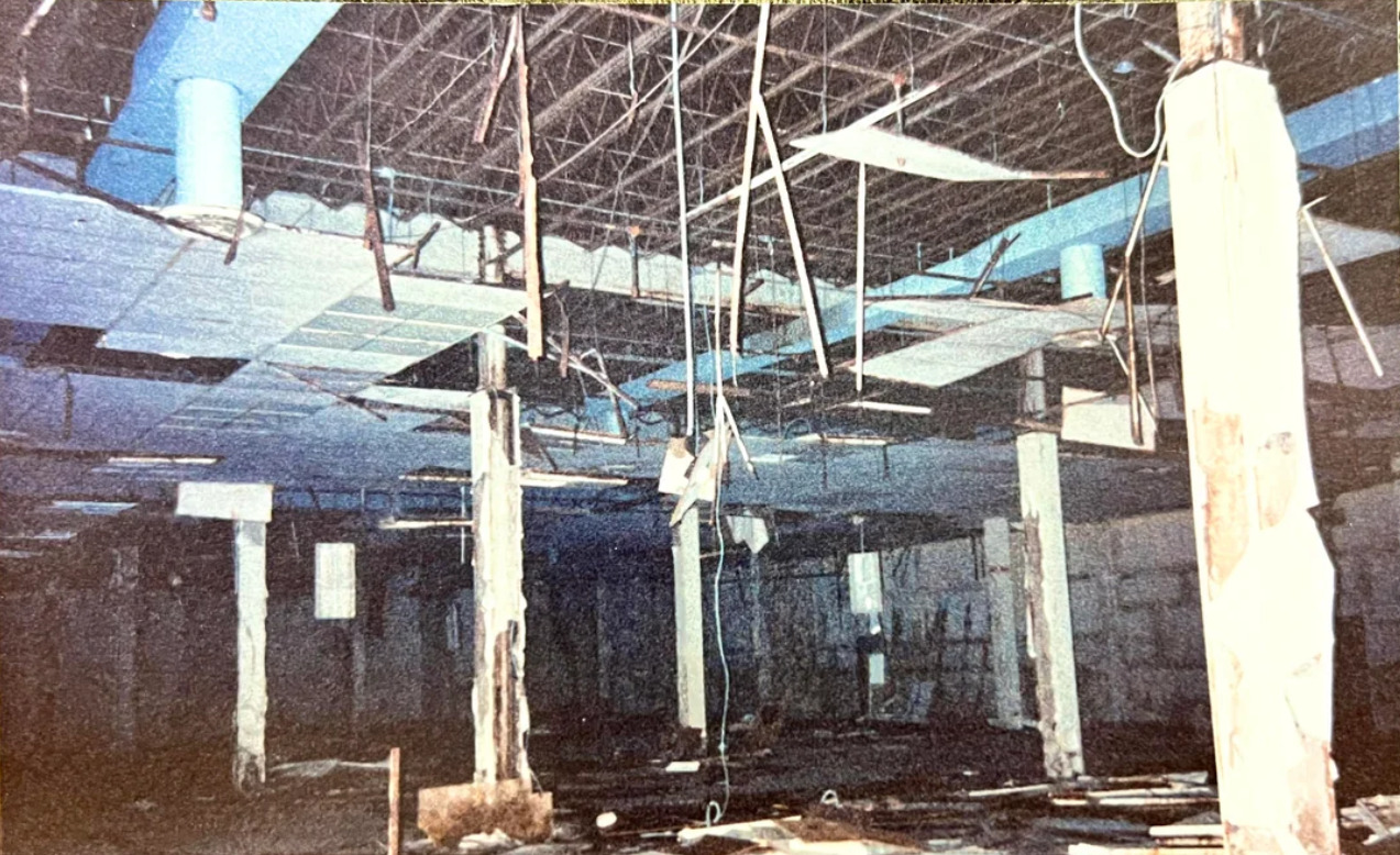 20 Eeriest Abandoned Malls Frozen in the ’80s