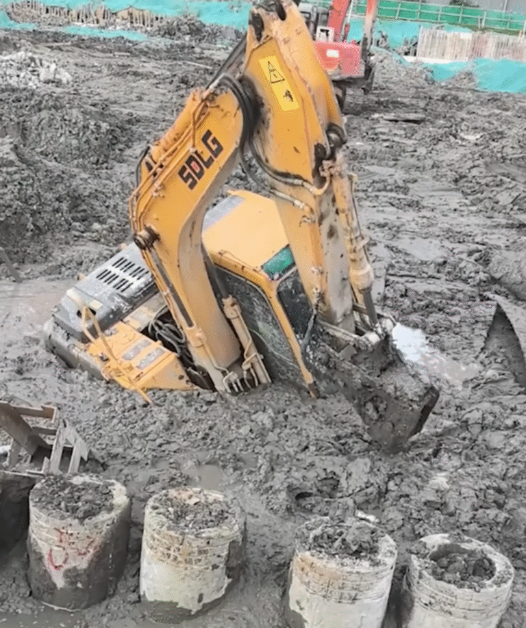 20 Heavy Equipment Fails You Need To See To Believe