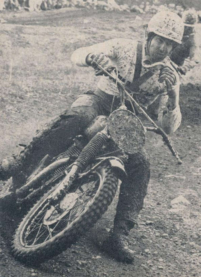 20 Photos That Embody Motorcycle Culture in the 1950s and ’60s