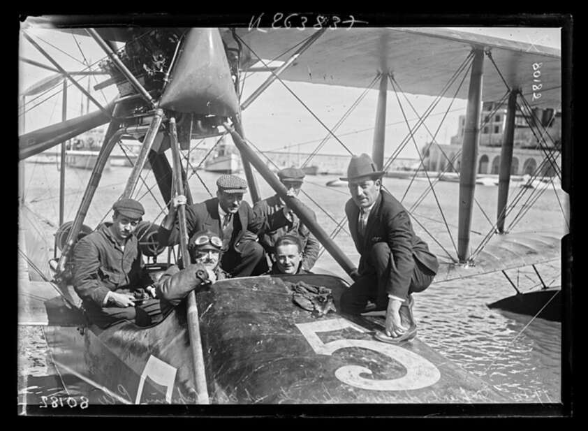 20 Historic Photos That Highlight the Dawn of Aviation