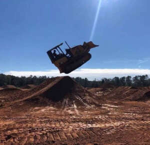 20 Heavy Equipment Fails You Need To See To Believe