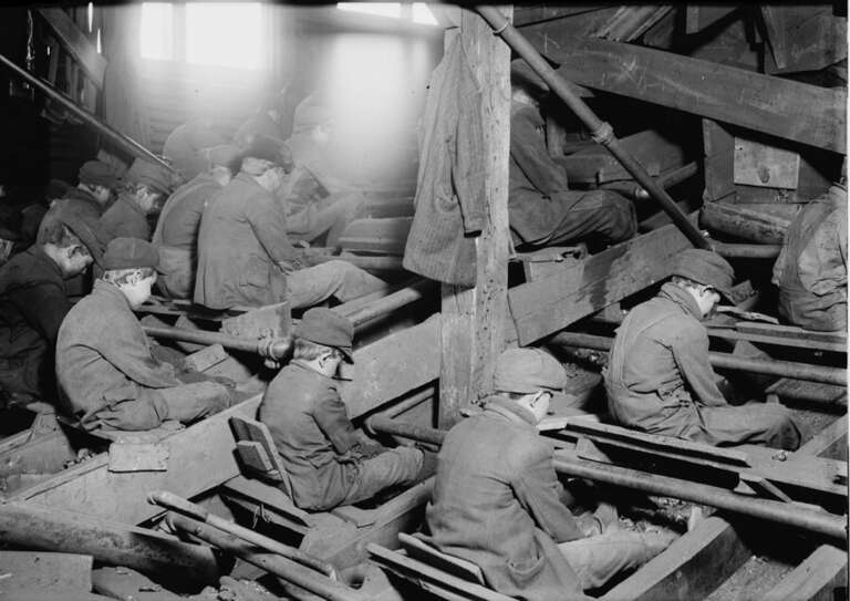 20 Photos That Show Early Life in the Coal Mines