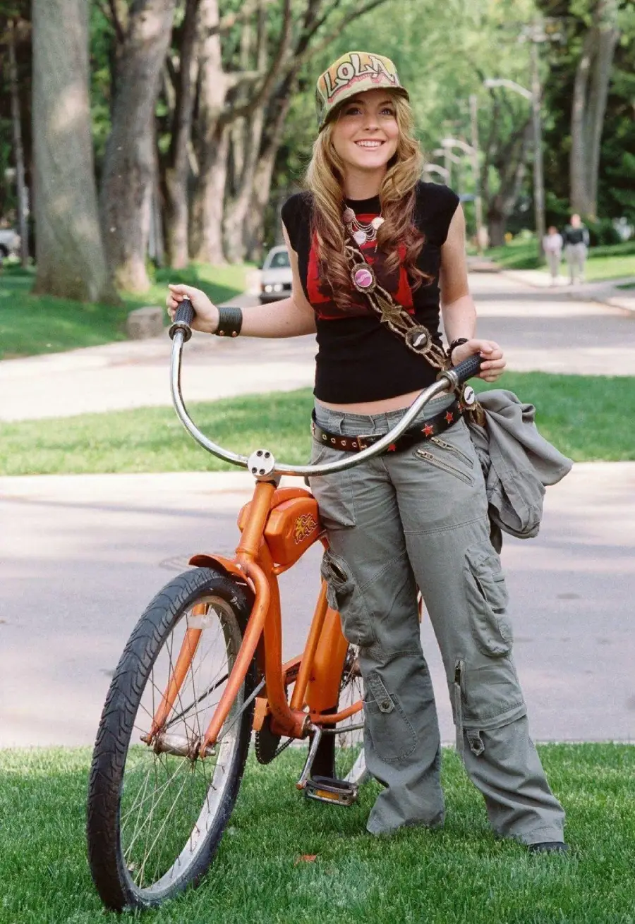 Early 2000s Celebrities Fans Now Call Overhyped