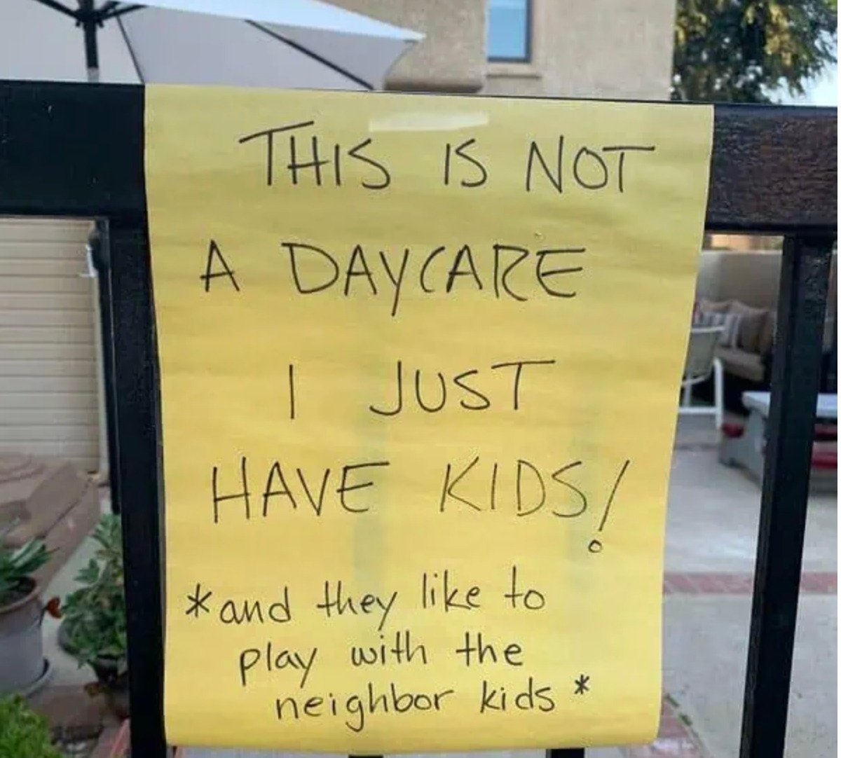 20 Petty Notes That Could’ve Been a Text but Chose Violence - The Scroller