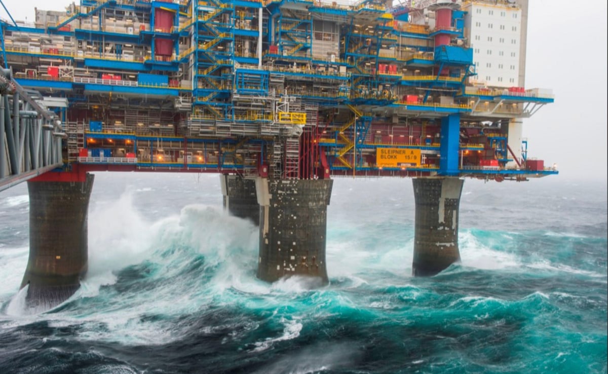 15 of The Most Dangerous Jobs in The World