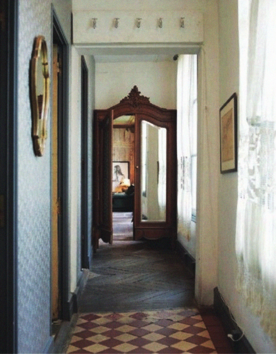 20 Incredible Secret Rooms Discovered by Homeowners