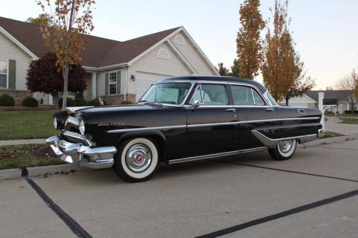 20 Classic Cars From the 1950s That Defined the Golden Age of Automobiles