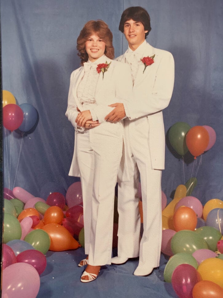 15 Vintage Prom Photos in the '70s and '80s