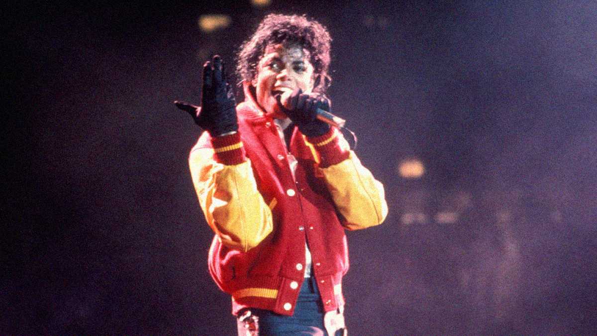 17 Legendary Songs That Became the Most Played Hits